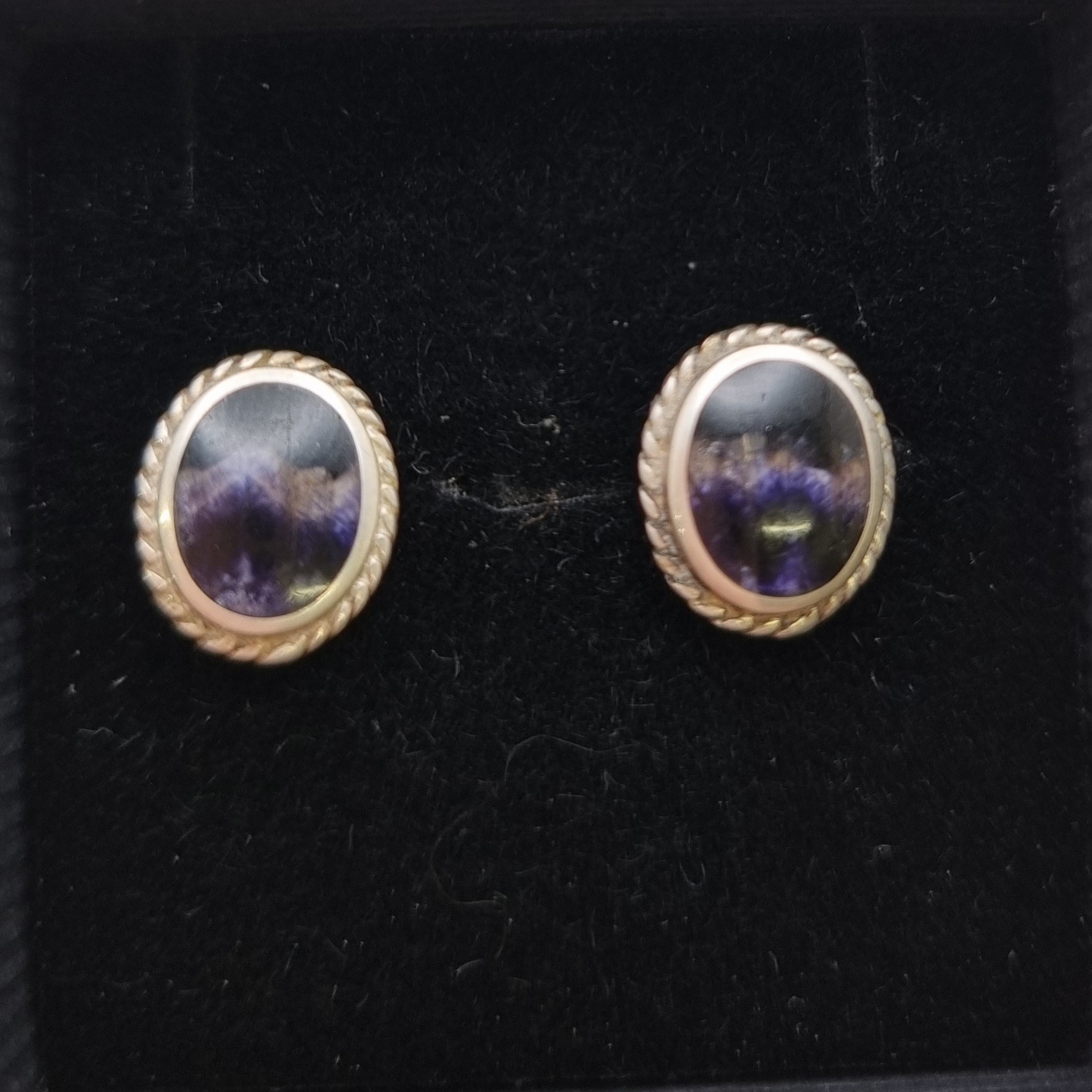 Medium Oval Stud with Rope Edge Design - Blue John Cavern